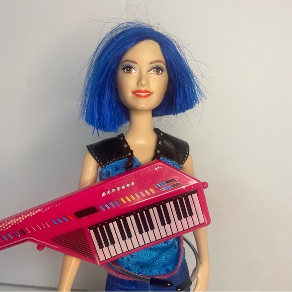 Mattel | Toys | Barbie Rock N Royals Princess Zia With Instrument Blue ...